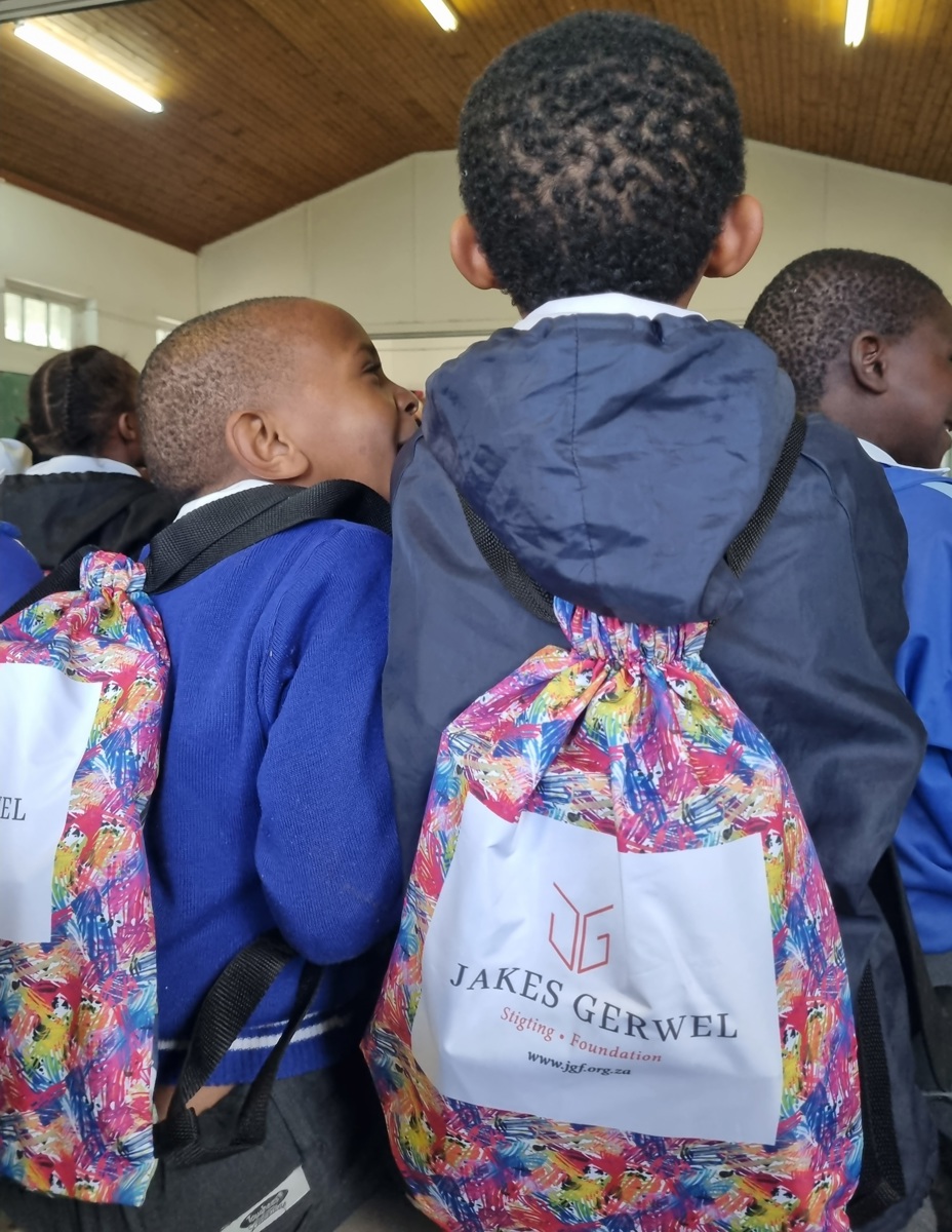 Blue Crane Reading Project for Kids | BackaBuddy